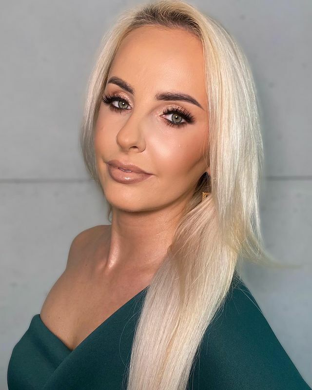 Makijaż dla suchej cery 2022 roku - nie będzie widać przesuszonych ...