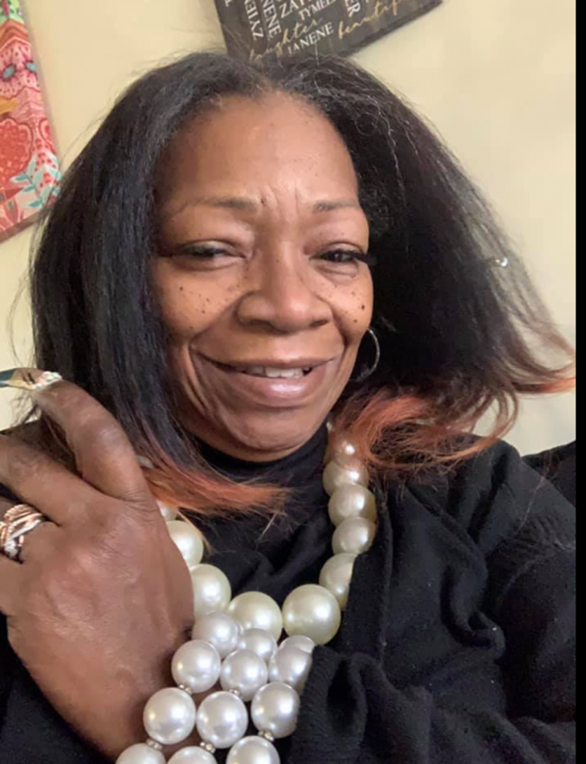 "14-letnia córka siostry zrobiła sobie manicure hybrydowy. Świat już ...